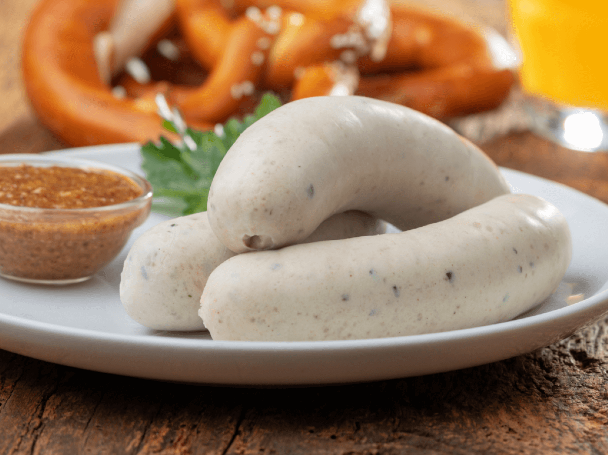 How to Eat a Weisswurst or: High Noon